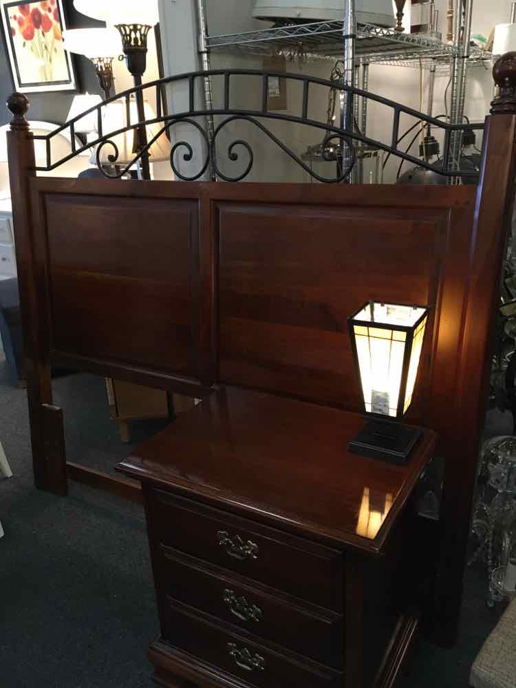 Queen Lexington Headboard – Consign On A Dime